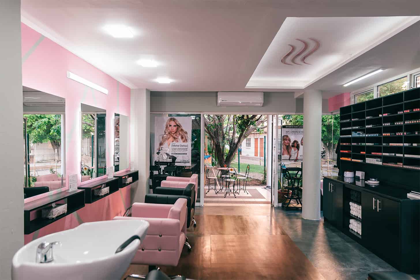 Beauty Bar, un concepto que llegó para quedarse - La bahía más bella